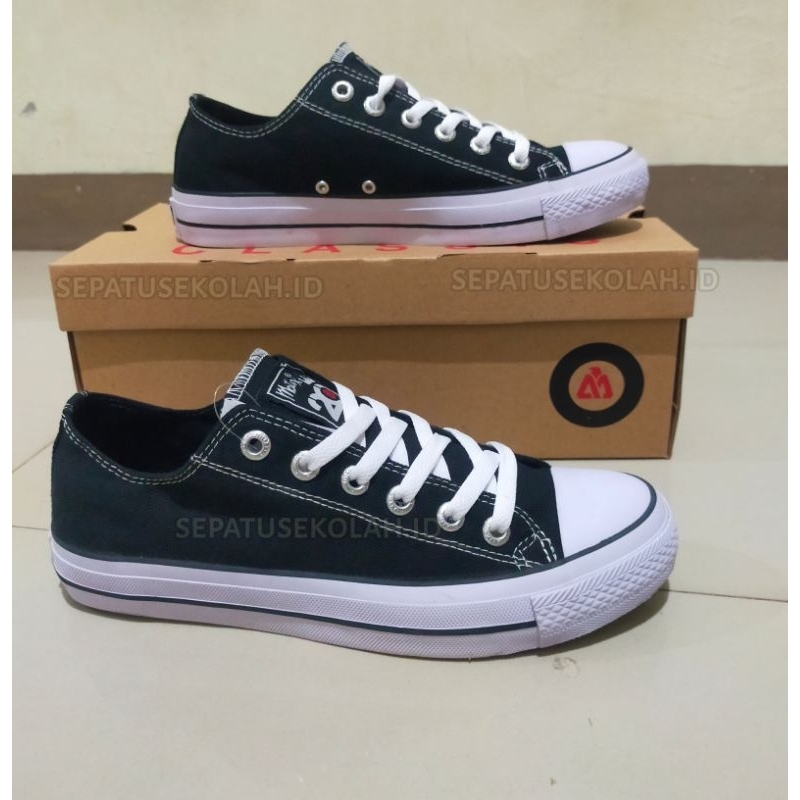 Jual Sepatu Motix School High School Low Black White Original size 36 ...