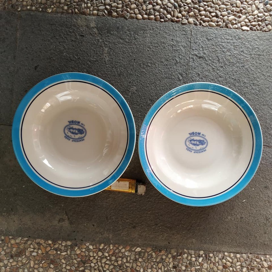 Jual Vintage NOS Sepasang Piring Keramik Penyedap Rasa Cap Mobil ...