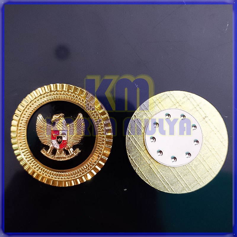 Jual Pin Lencana Logo Garuda Indonesia Pin Bross Garuda Bulat Gerigi ...