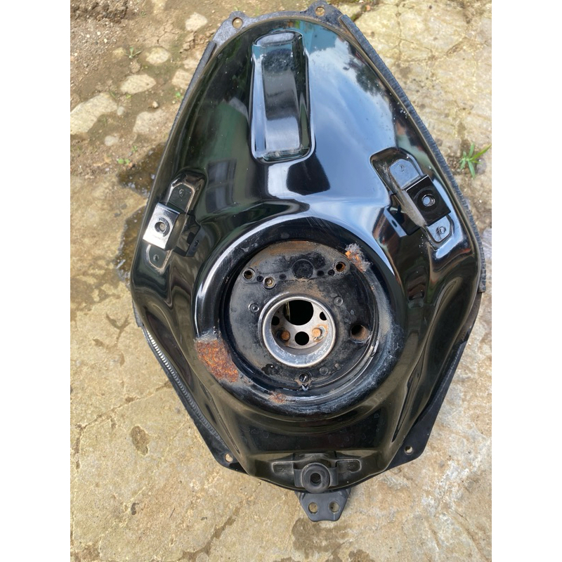 Jual tank tangki tanki Yamaha r15 v3 vva | Shopee Indonesia