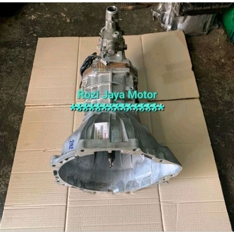 Jual Gearbox Transmisi Toyota Innova Reborn Diesel Asli Garansi ...