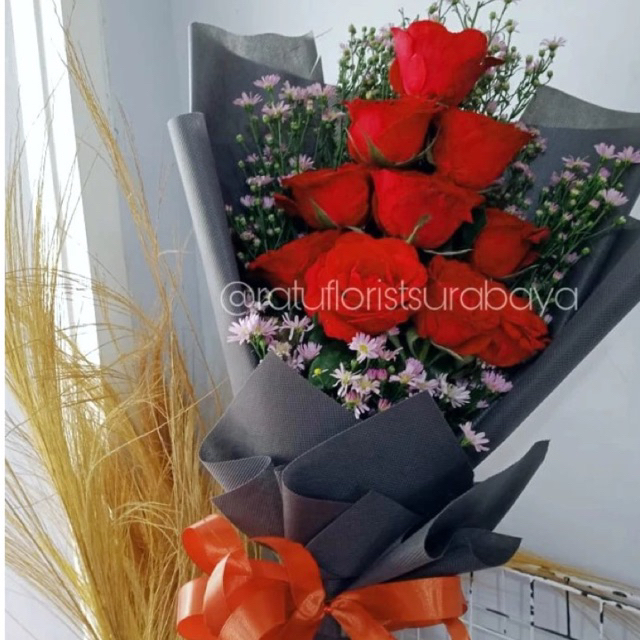 Jual Buket Wisuda Buket Bunga Mawar Hadiah Valentine Hadian Wisuda ...