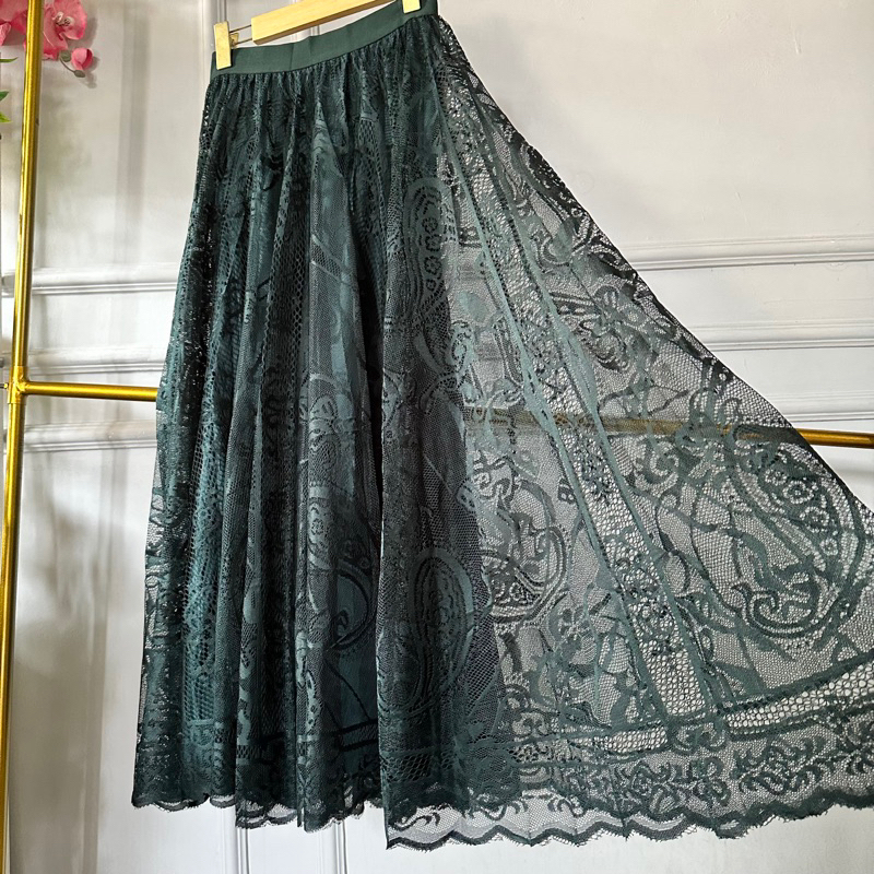 Jual Youngmoodis rok brokat import vintage skirt brocade | Shopee Indonesia