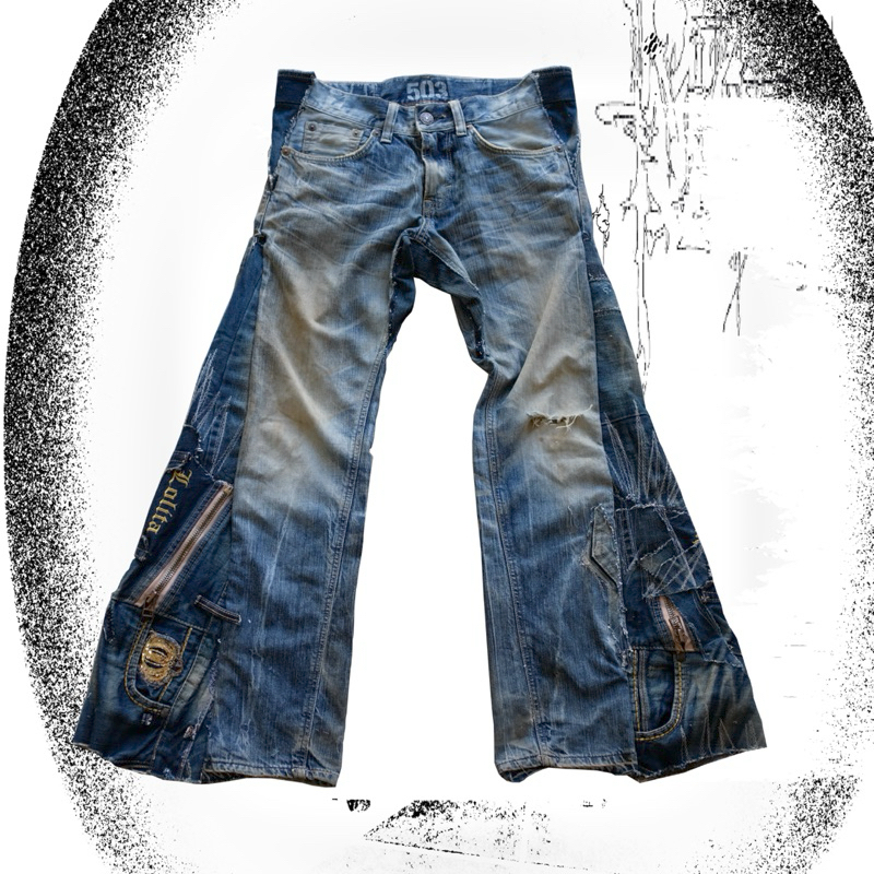 Jual .m4a RUST JEANS REWORKED FLARED CUT | Shopee Indonesia