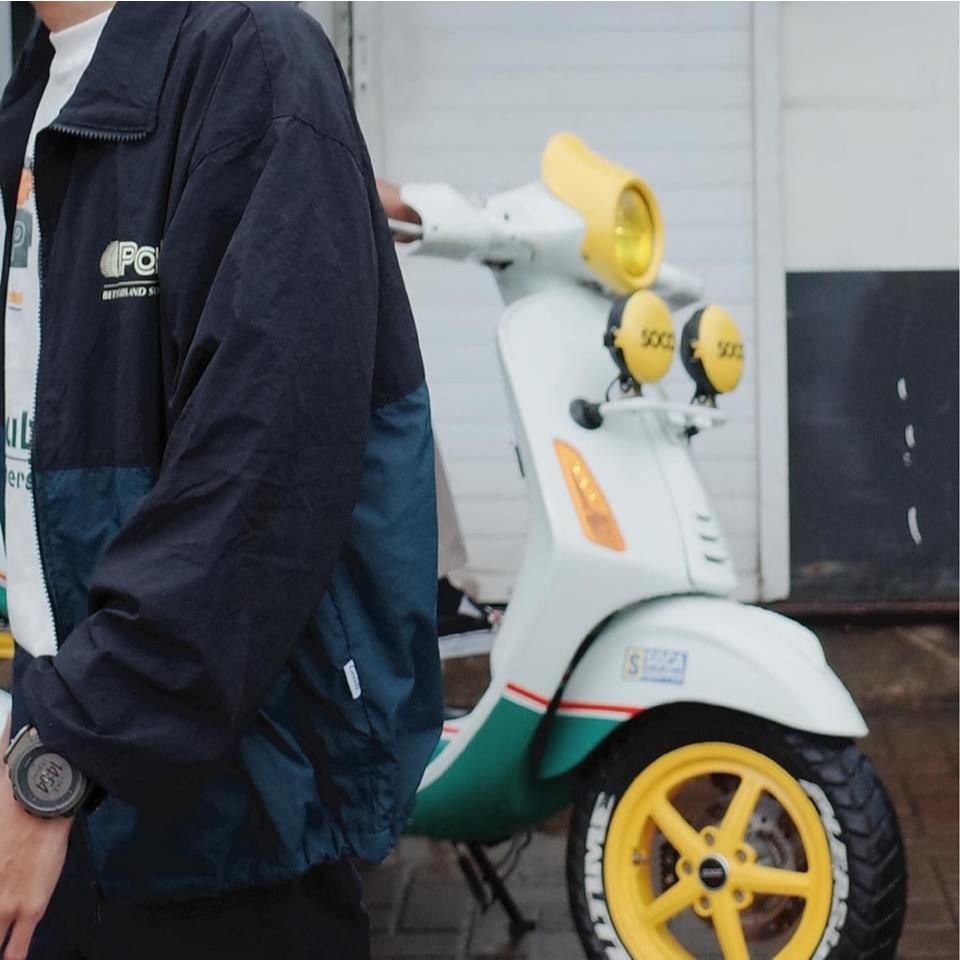 Jual SOCA Bullbar Bracket Foglamp braket Vespa Sprint Primavera GTS 3v ...