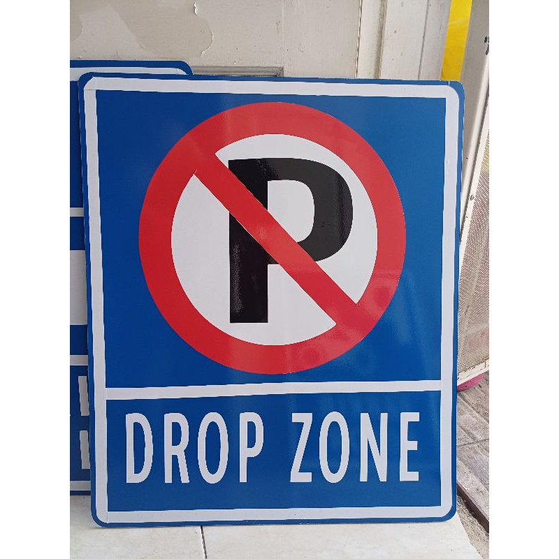 Jual Rambu parkir Drop zone | Shopee Indonesia
