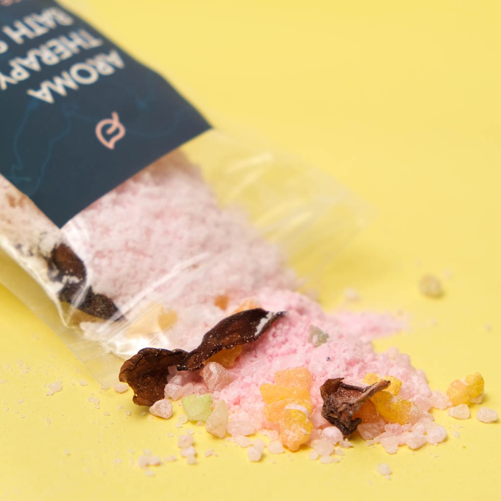 Jual 1 KG GARAM MANDI REMPAH AROMATERAPI / HERBAL AROMATHERAPY BATH ...