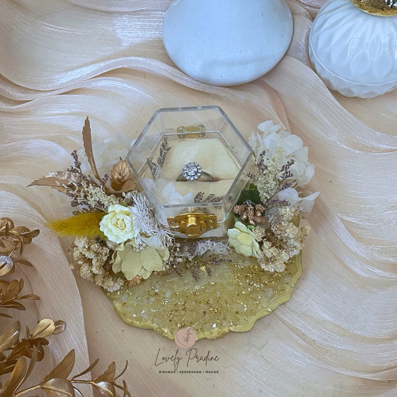 Jual Ring Box Kotak Cincin Resin Tunangan Lamaran Nikah / Mahar ...