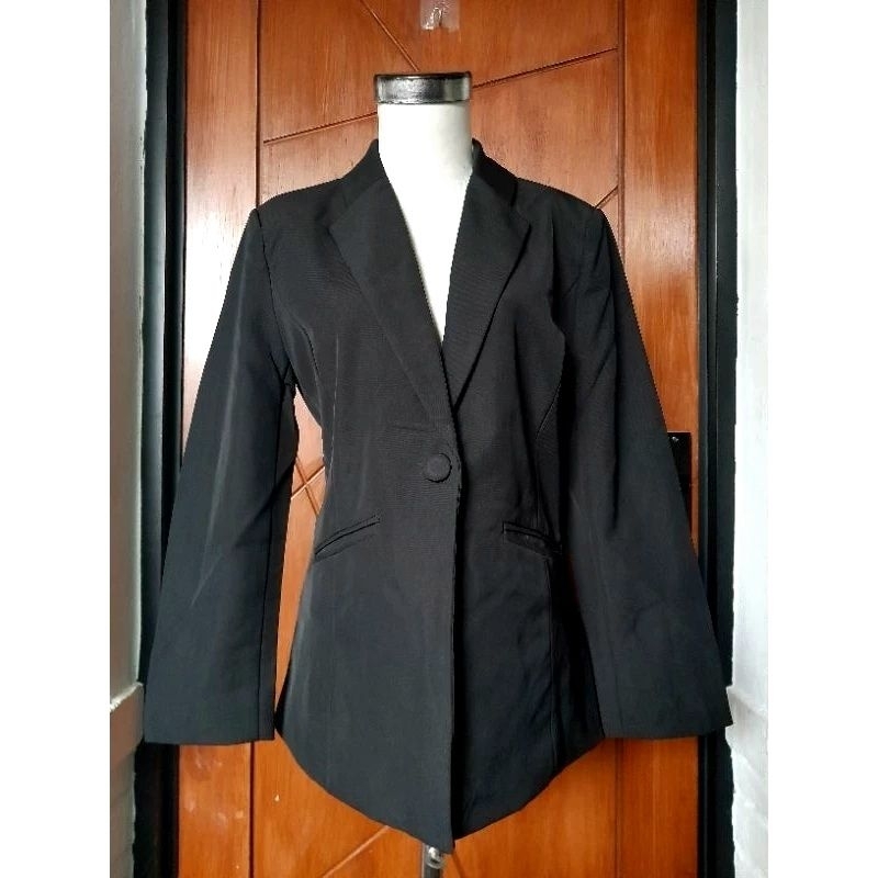 Jual BLAZER HITAM/BLAZER WISUDA/BLAZER KANTOR | Shopee Indonesia