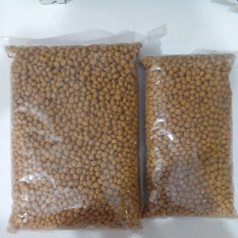 Jual Maxi Cat Repack 400gr, pakan kucing berbentuk biskuit kering ...