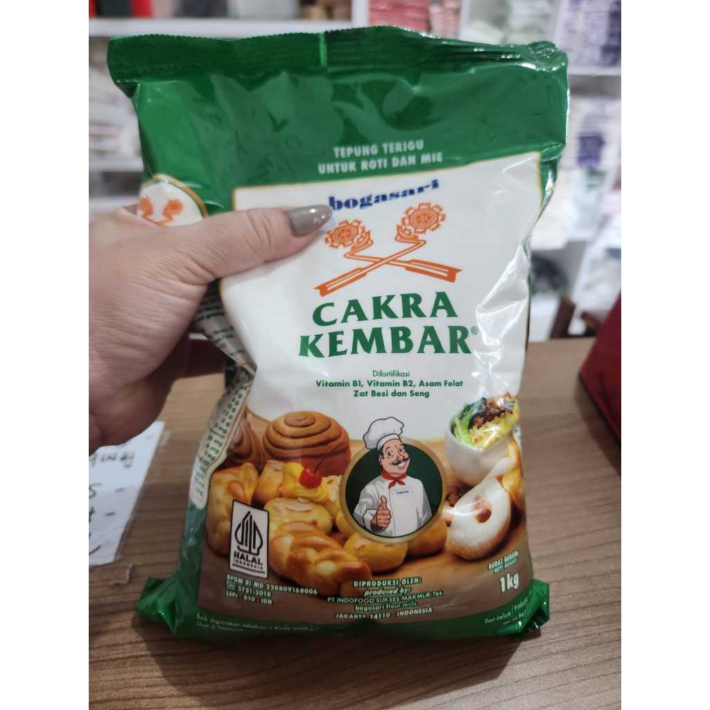 Jual Tepung Terigu Cakra Kembar bogasari 1kg | Shopee Indonesia