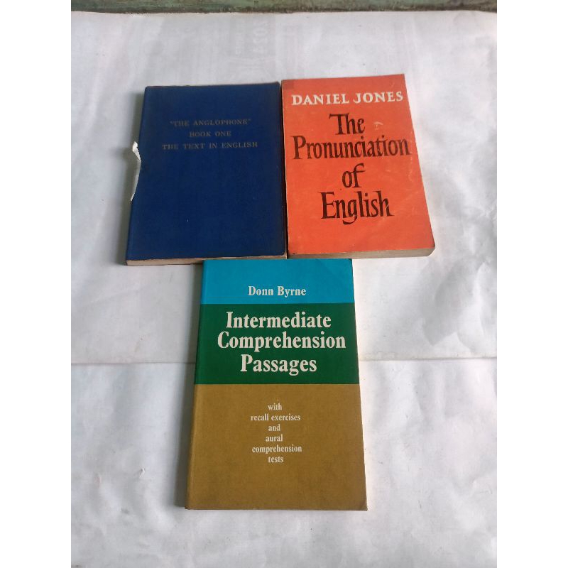 Jual THE ANGLOPHONE THE TEXT IN ENGLISH, THE PRONUNCIATION OF ENGLISH ...