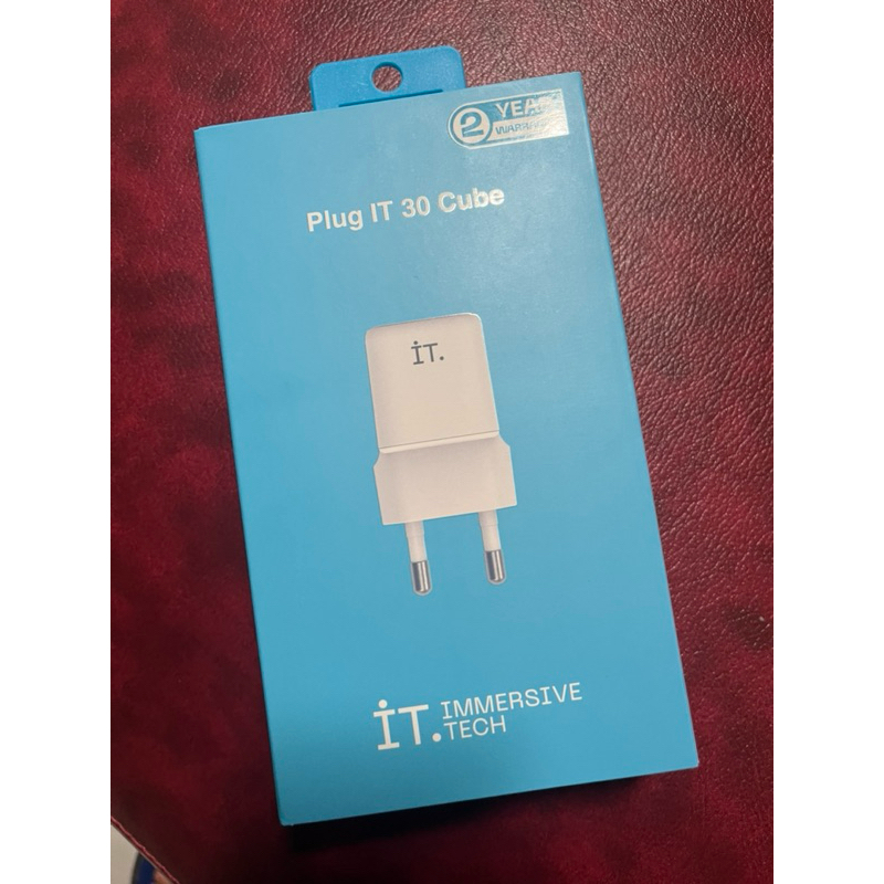 Jual Plug IT 30 Cube (Charger Iphone resmi TAM) | Shopee Indonesia