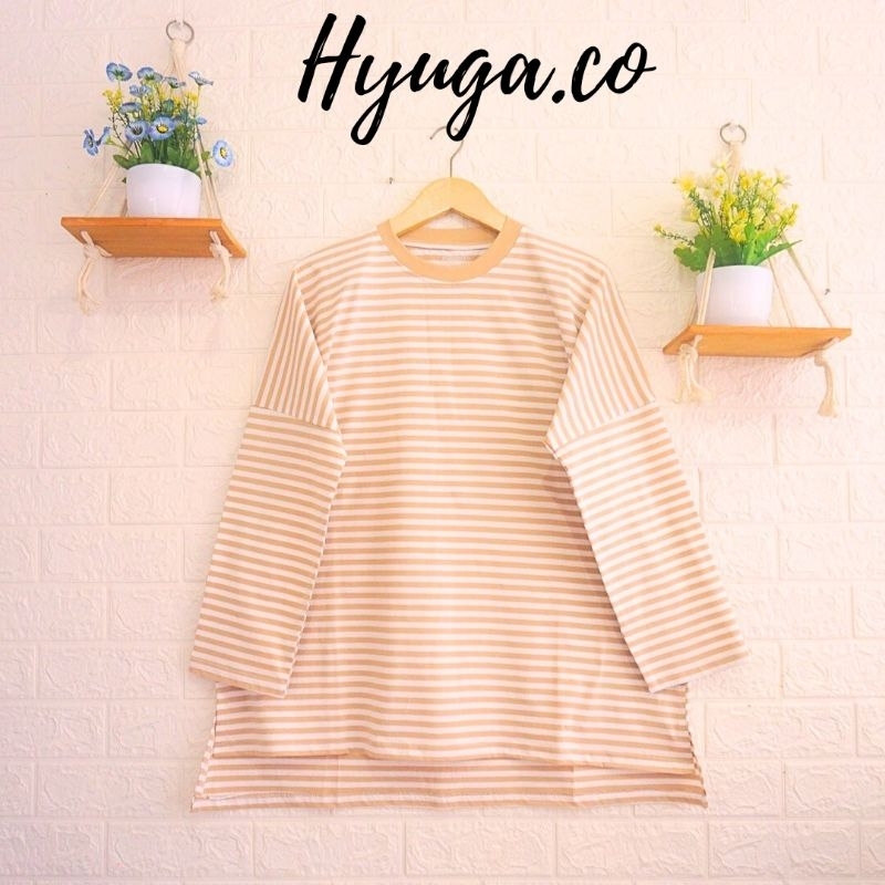 Jual Kaos Oversize Stripe Kecil Wanita Lengan Panjang Terbaru |Kaos ... Jual Kaos Oversize Stripe Kecil Wanita Lengan Panjang Terbaru |Kaos ...