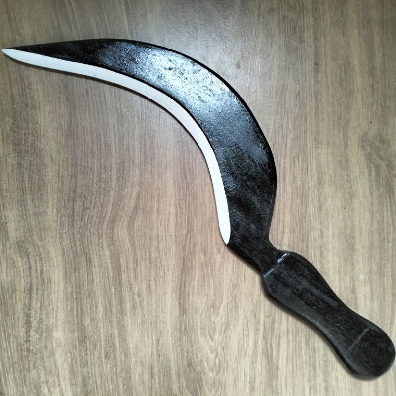 Jual Celurit Kayu Miniatur Peraga Latihan Silat Beladiri IPSI Bahan ...