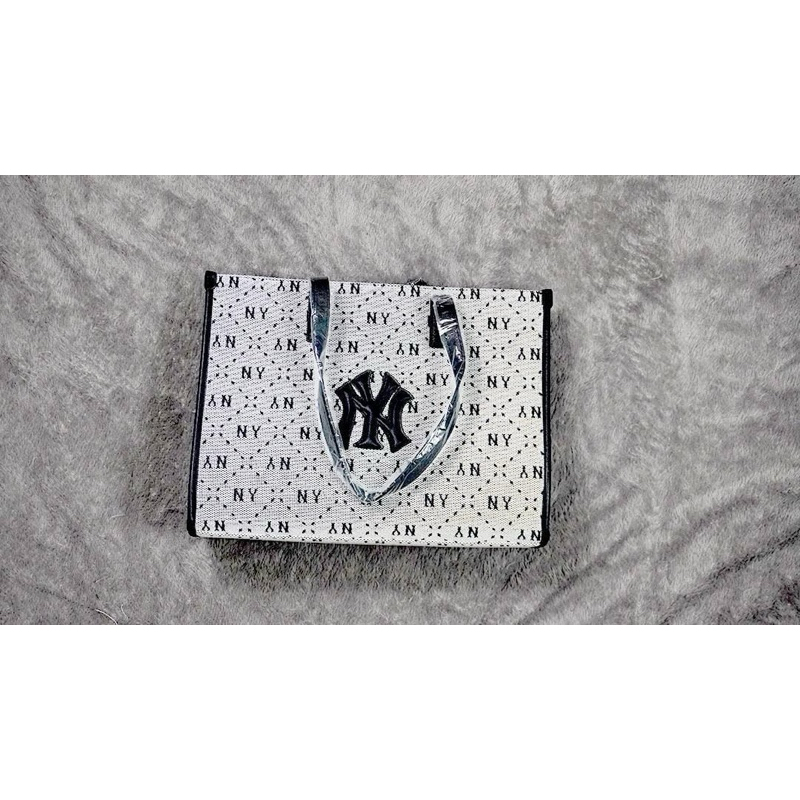 Jual Tas MLB Big Dia Monogram Jacquard L Totebag NY Yankees | Shopee ...
