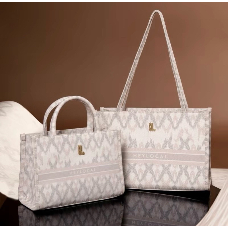 Jual HEYLOCAL LAU TOTEBAG PEARL MINI ORI NEW READY | Shopee Indonesia