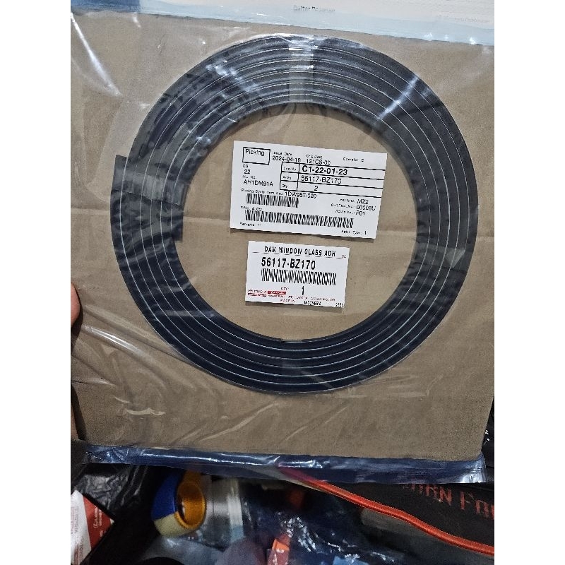 Jual karet kaca damkit depan calya sigra 2016 2017 2018 2019 2020 2021 2022 2023 2024 ori ...