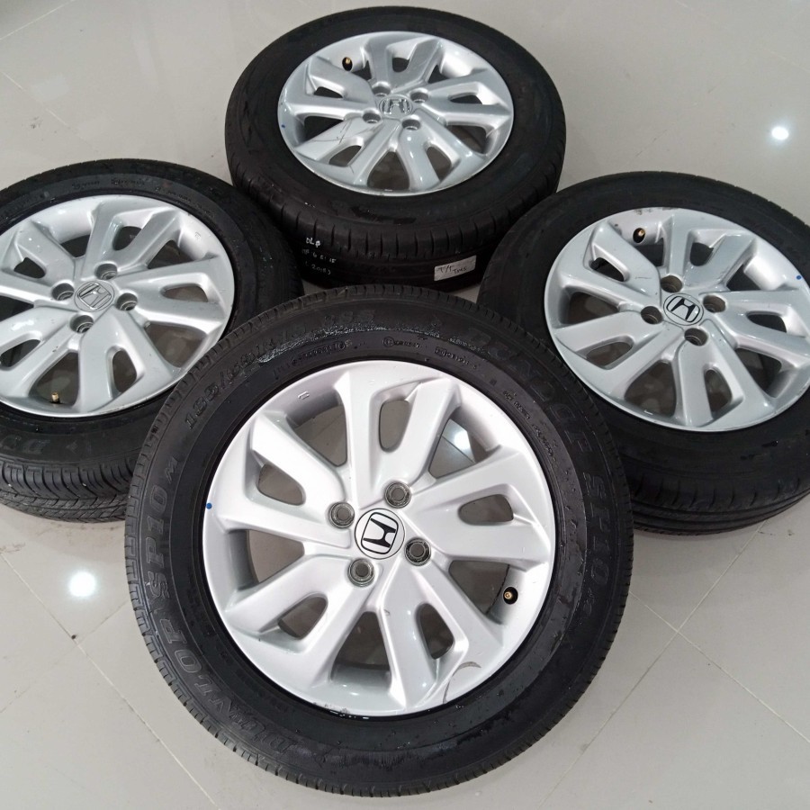 Jual velg mobil bekas ori mobilio ring 15 lebar 5,5 pcd 4x100 + ban 185/65 r15 | Shopee Indonesia