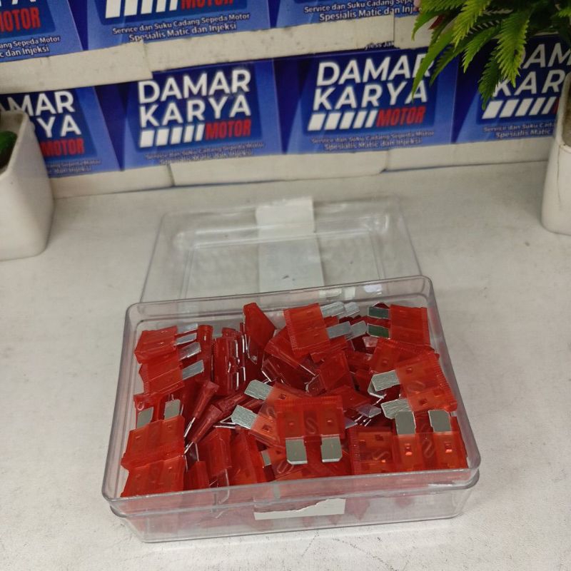 Jual SIKRING /FUSE 10-15 AMPERE | Shopee Indonesia