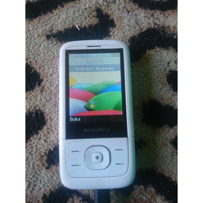 Jual hp strawberry slide no minus | Shopee Indonesia