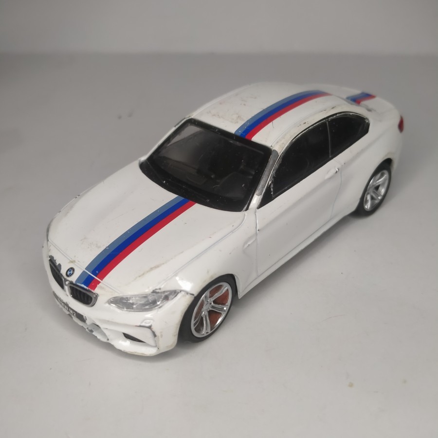 Jual CMC TOY Diecast BMW M2 Coupe Scale 1:43 Shell V-Power | Shopee ...