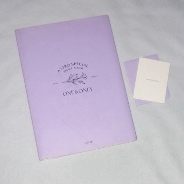 Jual ASTRO OFFICIAL ALBUM LIMITED ONE AND ONLY MC EUNWOO | Shopee Indonesia