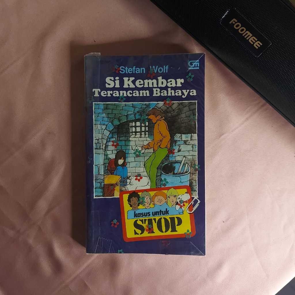 Jual Novel Stop Si Kembar Terancam Bahaya Karya Stefan Wolf | Shopee ...
