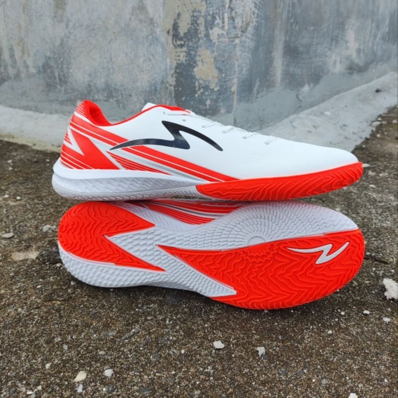Jual Sepatu Futsal - SPECS Lightspeed 20 Fwd IN | Shopee Indonesia