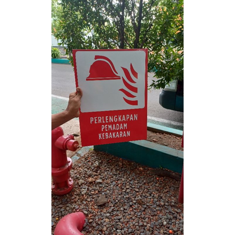 Jual Rambu Rambu Pemadam Kebakaran 40 Cm x 50 Cm | Shopee Indonesia