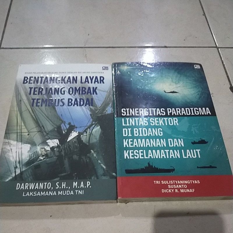 Jual BUKU KELAUTAN / LAUT / PELAYARAN LAYAR / KESELAMATAN LAUT ...