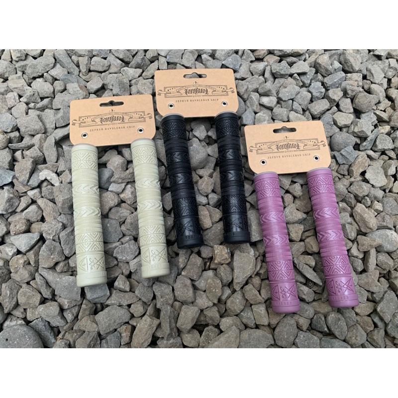 Jual Parts BMX Tempered Goods Zyphyr Hand Grips | Shopee Indonesia