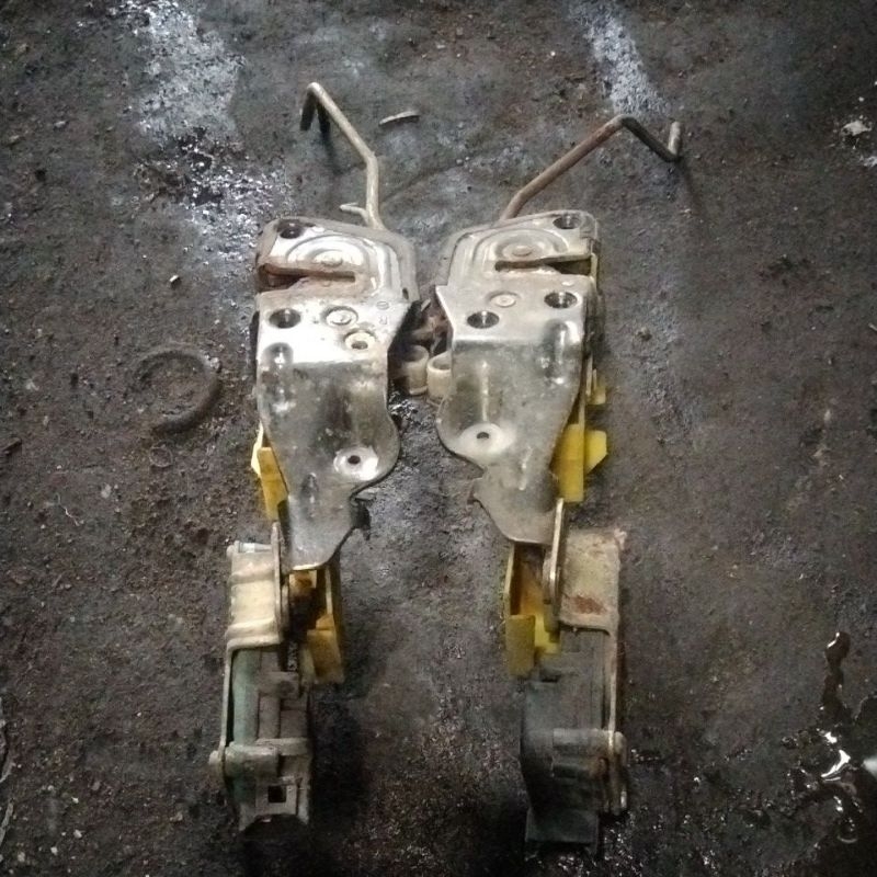 Jual DOOR LOCK PINTU HYUNDAI ACEENT CAKRA BIMANTARA-VERNA AVEGA ...