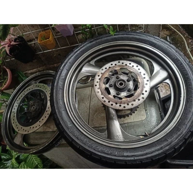 Jual velg morodadi honda nsr pelek velk racing palang kelengkapan ...
