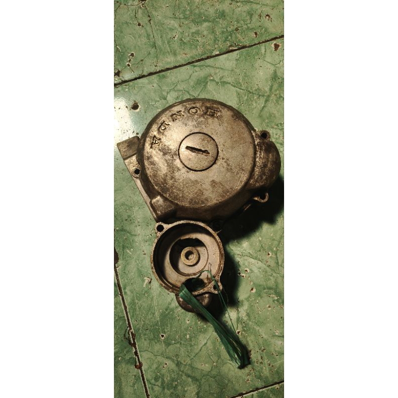 Jual bak kalter kiri magnet Tiger Mega pro ORI bawaan copotan motor ...