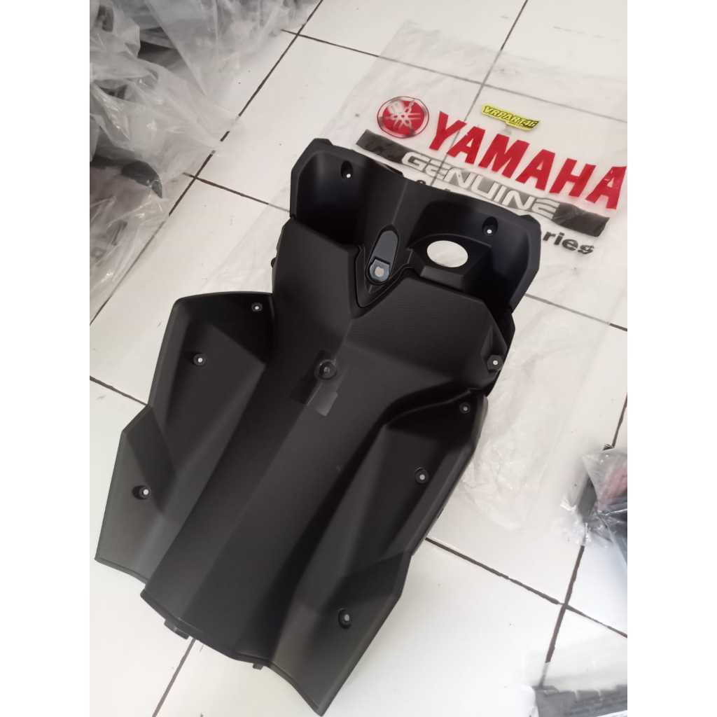 Jual Dashboard legshield leg shield lexil cover dasbor kontak MIO M3, Z ...