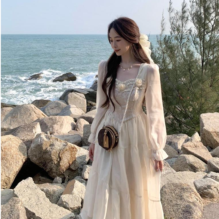 Jual Gaun Bunga Korea Baru Gaya istana cream lengan panjang rok putri ...