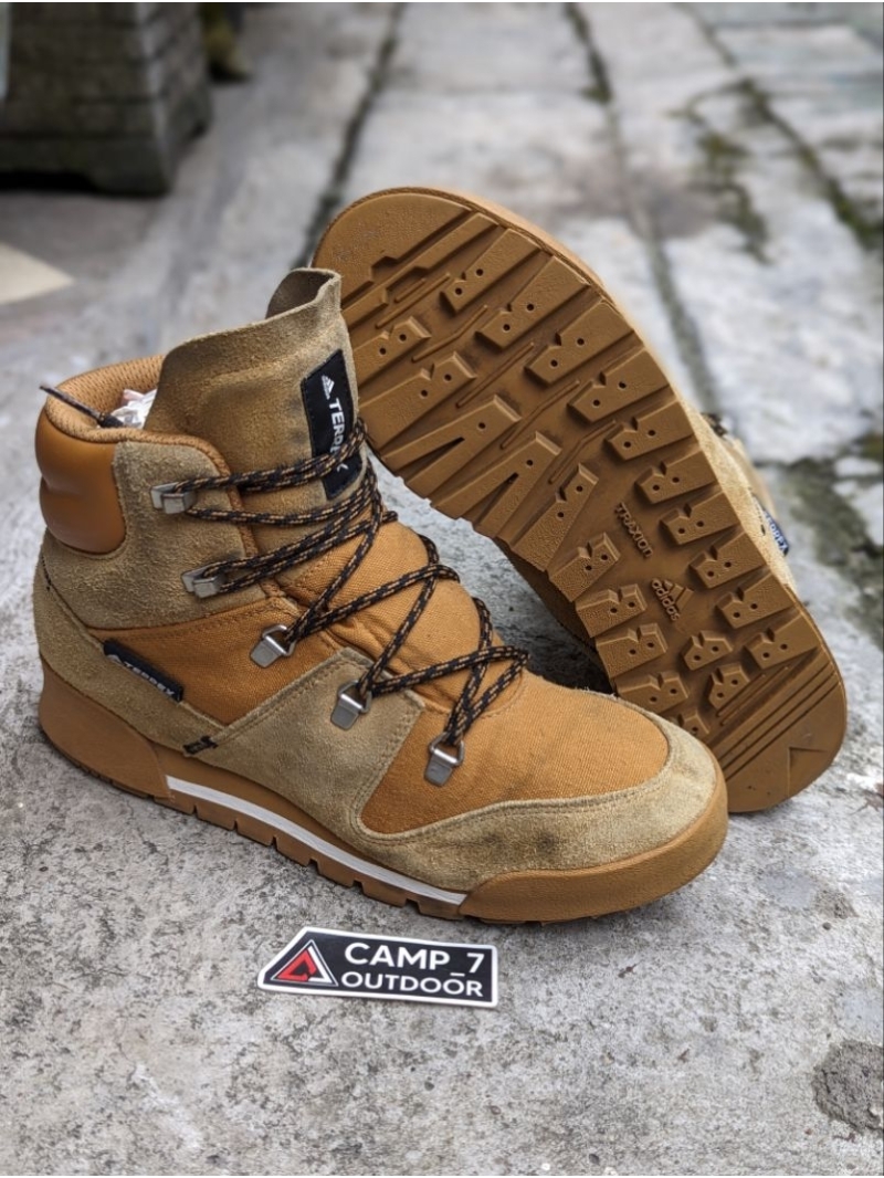 Jual Sepatu Hiking TrailRunning Trekking Outdoor Adinda Terrex | Shopee ...