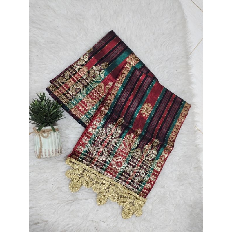 Jual Songket silungkang dan selendang warna hijau liris marun dan hitam | Shopee Indonesia