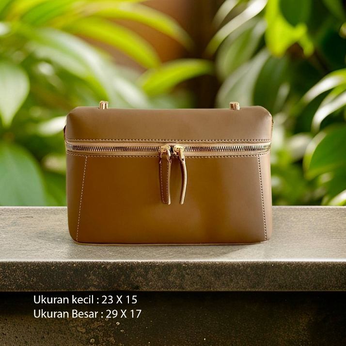 Jual LOLY COCO - Tas Selempang Nagita Sahara/LORPI ( free Das Bag + Cover Bag) | Shopee Indonesia