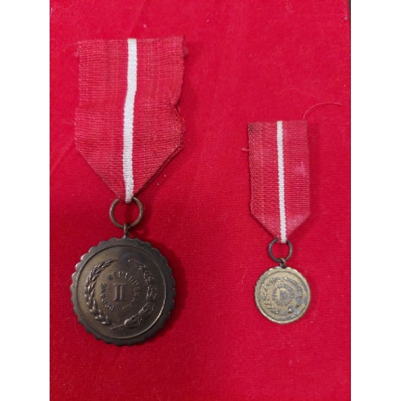 Jual Medali Satyalancana Perang Kemerdekaan II | Shopee Indonesia