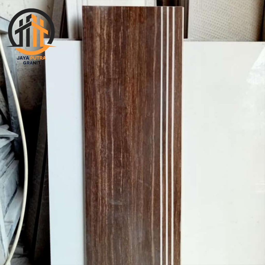 Jual Granit Tangga 30x90 Granite Keramik Anak Tangga Motif Kayu Tua ...