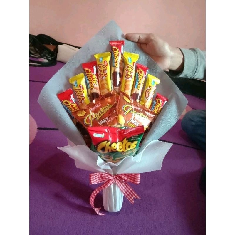 Jual bucket snack souvenir snack hampers snack | Shopee Indonesia