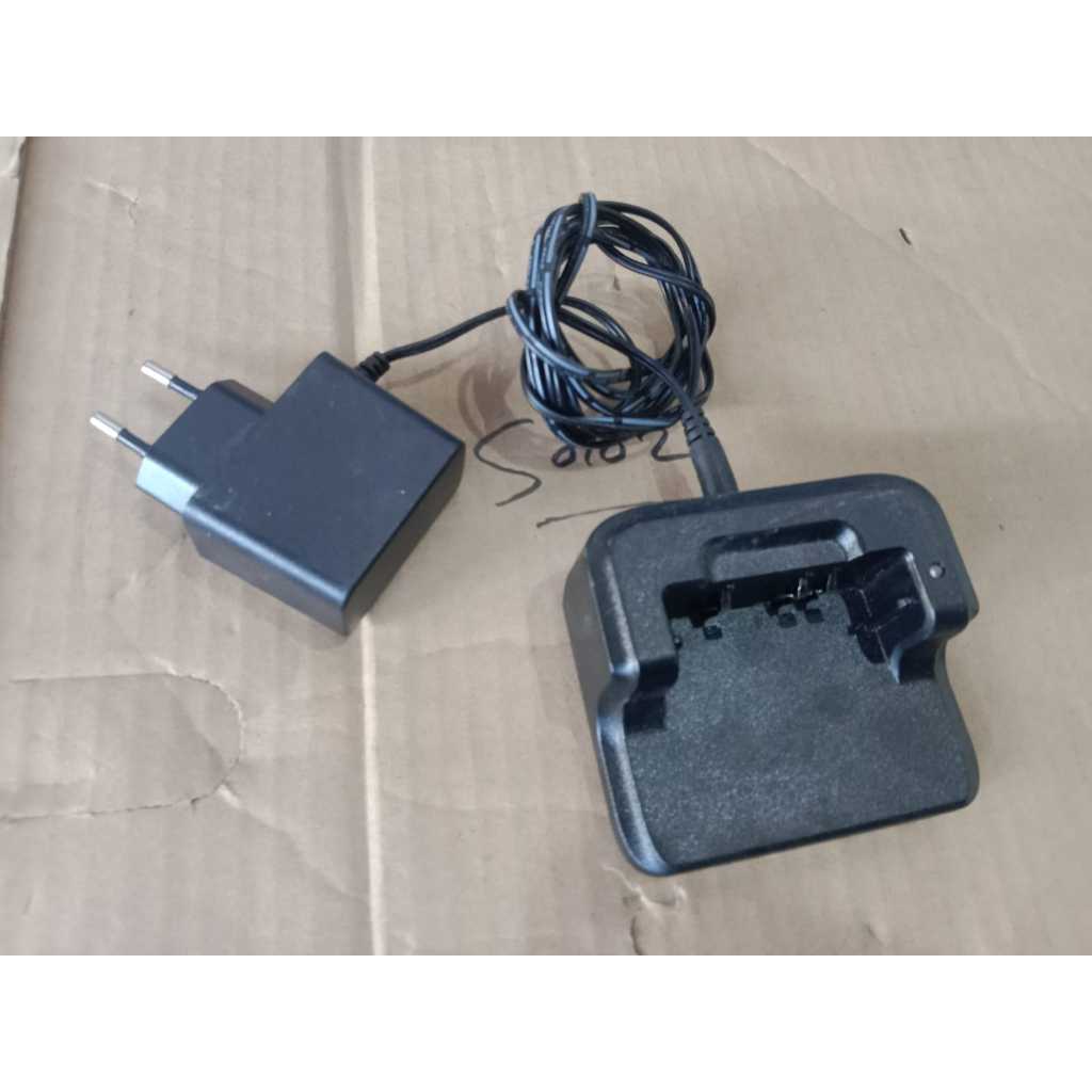 Jual bekas normal CHARGER HT ALINCO DJ CRX7 DJ CRX6 Alinco EDC-314 ALINCO CRX7 CRX6 ORIGINAL ces ...