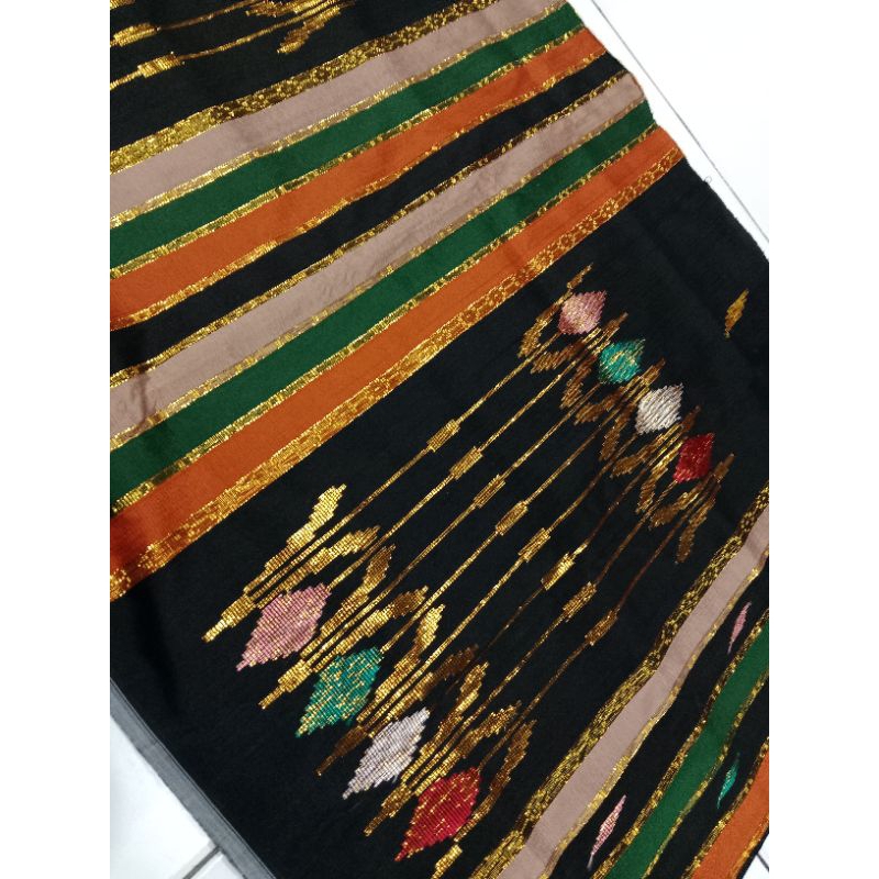 Jual SARUNG SULTAN SARUNG SUTRA SENGKANG KHAS BUGIS-MAKASSAR | Shopee ...