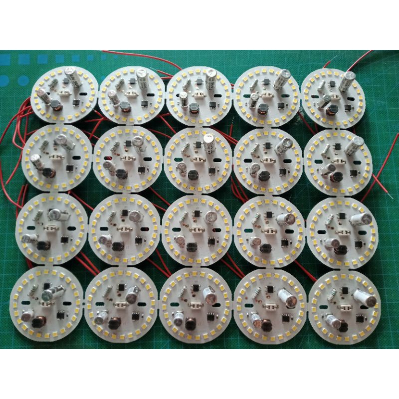 Jual PROMO LAMPU LED 18 WATT BAHAN ALUMUNIUM LENGKAP DENGAN KABEL SUPER ...