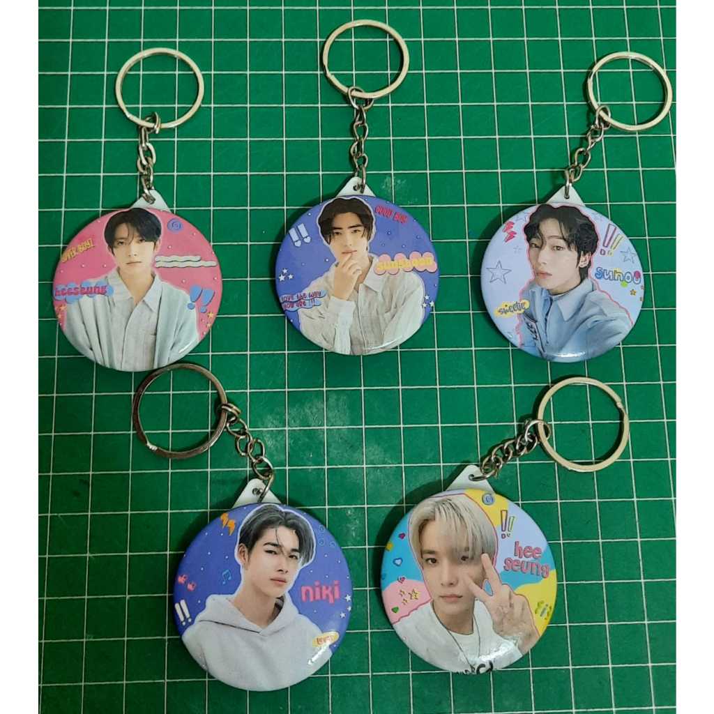 Jual Custom Freebies Gantungan Kunci Ganci ENHYPEN, Freebies Gantungan Kunci Ganci ENHY PEN ...