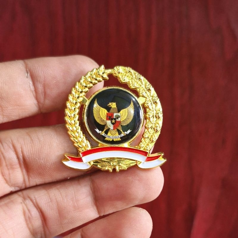 Jual PIN GARUDA MODEL PIN PADI KAPAS - LENCANA GARUDA | Shopee Indonesia