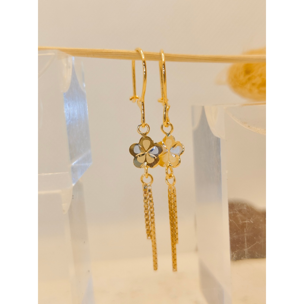 Jual anting emas 8k model drop bunga | Shopee Indonesia
