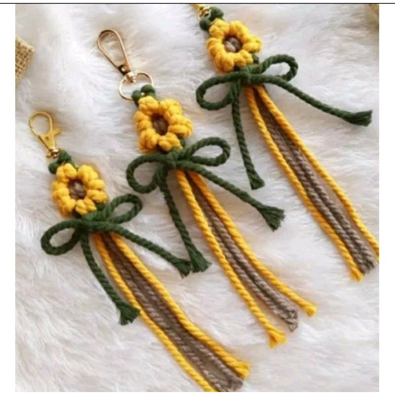 Jual Gantungan kunci carabiner / mini makrame carabiner / keychain ...